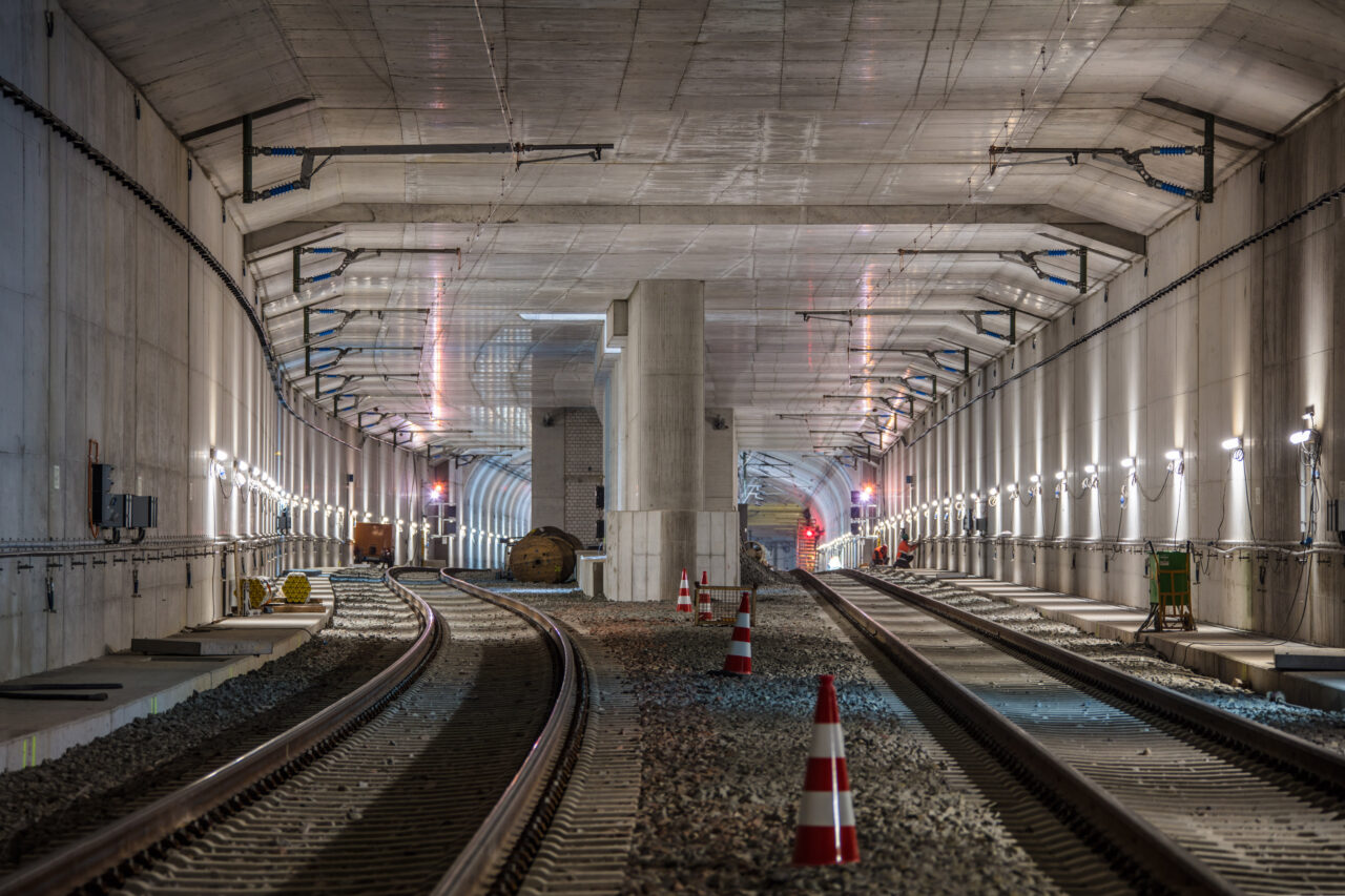 Infrastructure design for a major urban rail extension - DB E.C.O ...